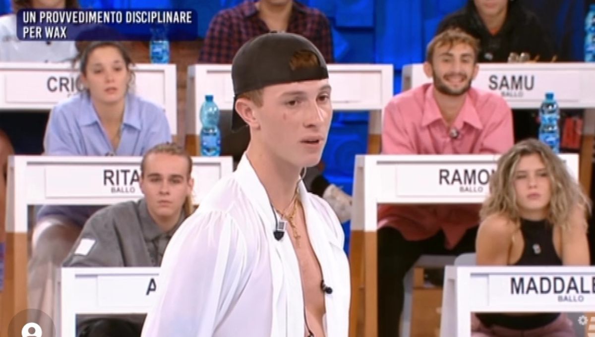 Amici 22: Wax e Angelina stanno insieme? - Napoli ZON