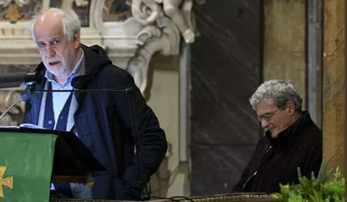 Enzo Moscato L'ultimo saluto nella Chiesa di San Ferdinando - Napoli ZON