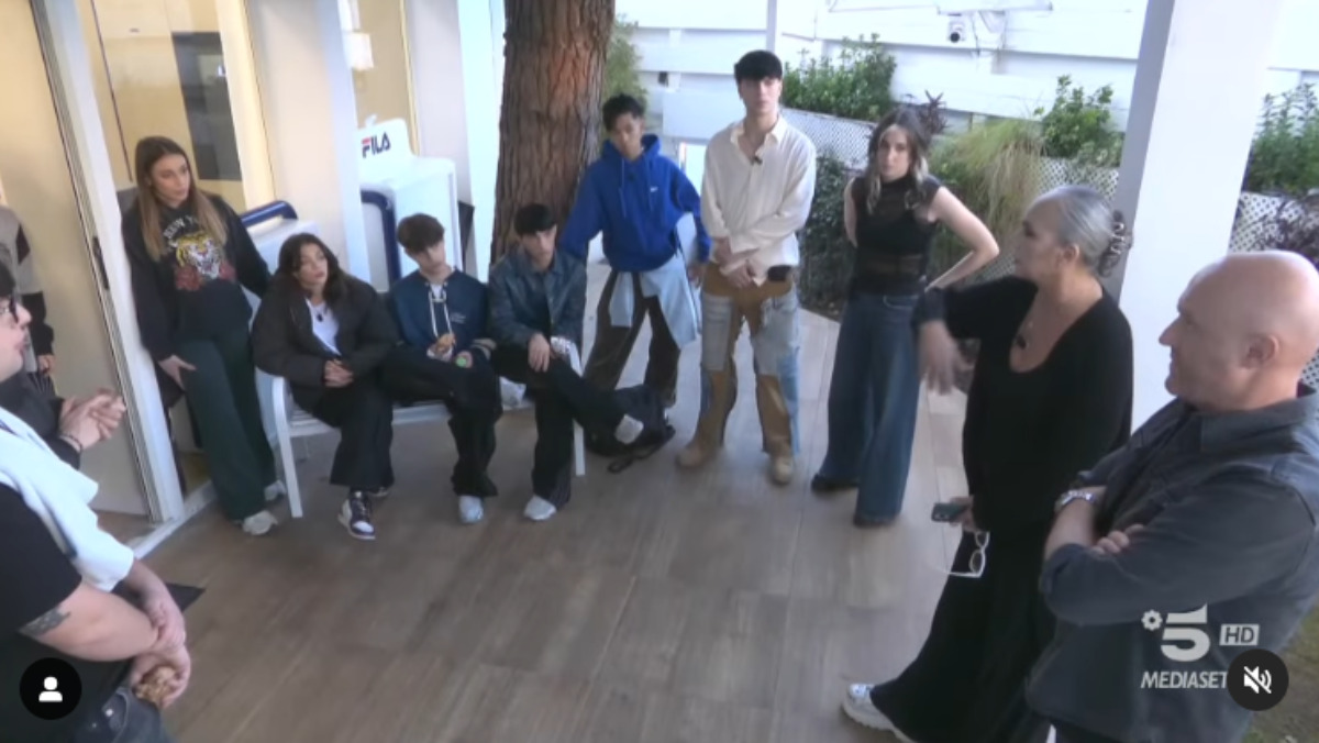 Amici 24, tensione in casetta dopo la puntata - Napoli ZON